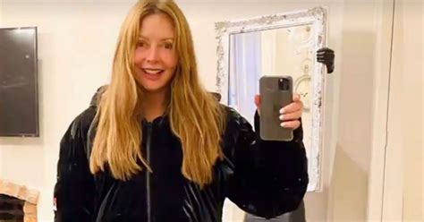 Carol Vorderman 60 Shows Off Ageless Beauty As She Ditches Makeup In
