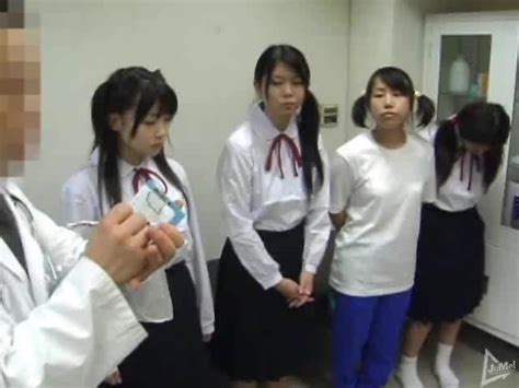 貧乳の地味子に中出し3 とわ 貧乳は正義！
