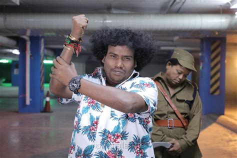Yogi Babu Wallpapers Top Free Yogi Babu Backgrounds Wallpaperaccess
