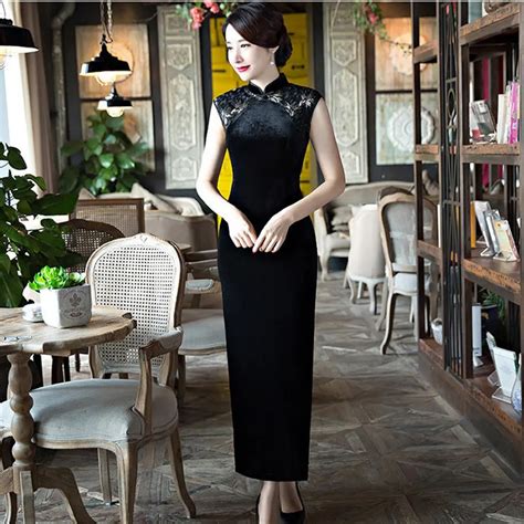 2018 Velvet Cheongsam Sexy Black Qipao Long Traditional Chinese Dresses