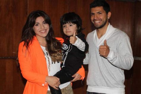 Benjamín El Hijo De Gianinna Maradona Y El Kun Agüero Cumplió 14 Años