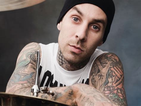 Travis Barkers Drum Setup Blink 182 Solo Drummers Kit In Pictures