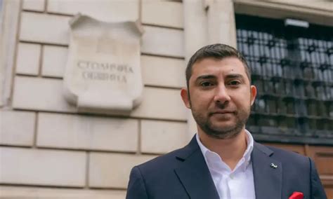 Карлос Контрера Терзиев и екипът му са толкова неадекватни че сами