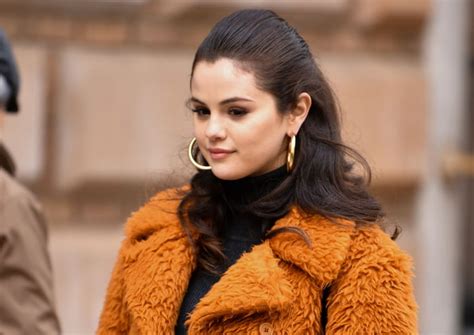 Selena Gomez 9gag