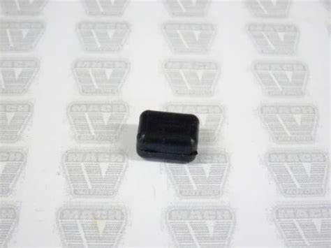 Kawasaki Nos New 92075 123 Rubber Damper Z1 Kz Kz1000 Kz900 Kz750 Kz650