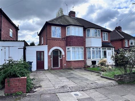 3 Bed Semi Detached House For Sale In Wensleydale Road Great Barr