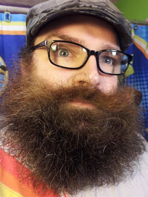 Ive Never Understood The Fluffy Beard Pics You Look Silly Dont Do