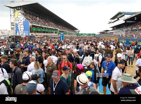 Le Mans France 10th June 2023 Pre Grid Ambiance During The 24 Hours