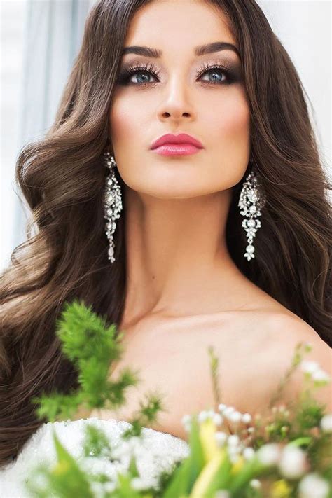 36 Bright Wedding Makeup Ideas For Brunettes Page 9 Of 13 Wedding