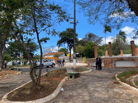 Homem Suspeito De Assaltar Mercado Morre Após Troca De Tiros Com Pm à