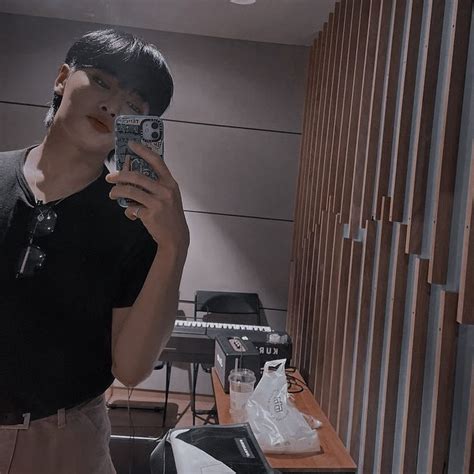 ☽𝐈 𝐍 𝐢𝐜𝐨𝐧𝐬ꨄ 𝑯𝒙𝒏𝒆𝒚 𝒂𝒌𝒂𝒏𝒆