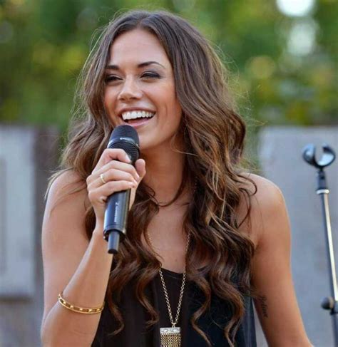 List 94 Background Images Jana Kramer Shows Off New Breast Implants