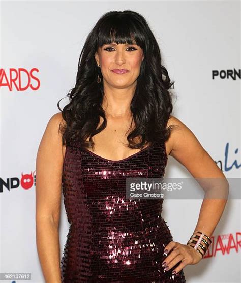 Danielle Stewart Photos Et Images De Collection Getty Images