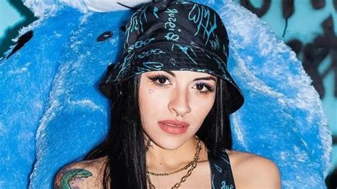 Frases De Canciones De Trap Cazzu Como Es Nena Trampa El Disco De