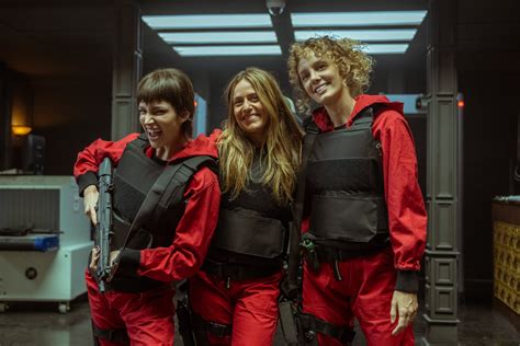 La Casa De Papel Money Heist Tv Shows Hd Netflix Ursula Corbero