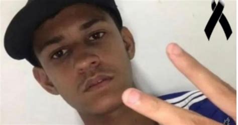 Pais De Jovem De 17 Anos Descobrem O Pior Após Entrarem No Quarto De