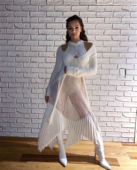 Hailee Steinfeld In Dion Lee The Tonight Show Starring Jimmy Fallon