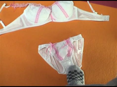 脱いだパンツを盗み撮り ～キャンギャルオ アダルト動画 Duga