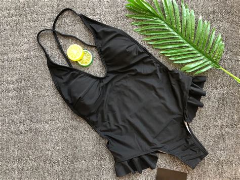 2018 Ruffle One Piece Swimsuit Push Up Swimwear Women Sexy Monokini
