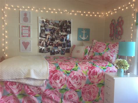 Preppy Lilly Pulitzer Dorm Room At The University Of Delaware Preppy