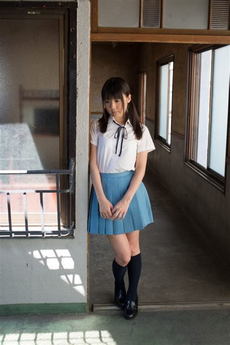 つぼみ Jk制服コスプレで食い込みパンチラやマン擦りオナニーがエロい画像まとめ