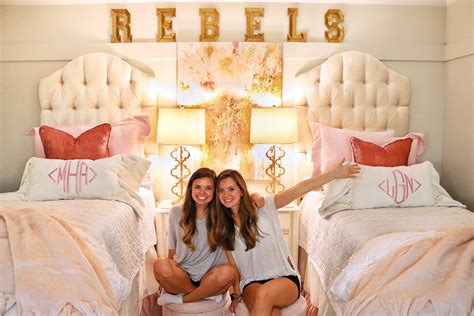 Southern Culture And Lifestyle Southern Living Ole Miss Dorm Rooms