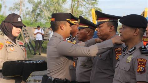 34 Personil Polres Bengkalis Naik Pangkat Kapolres Ucapkan Selamat