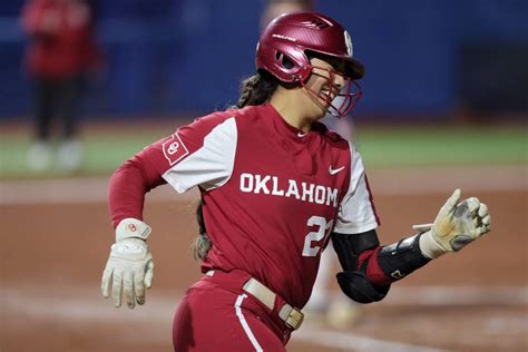 Oklahoma Softball Sooners Beat No 24 Auburn 14 0