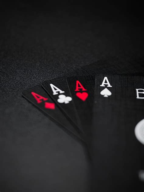 5k Free Download Black Playing Cards On Black Background · Stock