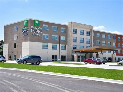 Holiday Inn Express And Suites Bensenville Ohare 洲际酒店集团旗下酒店