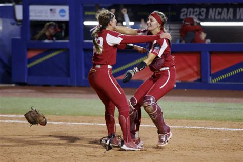 Oklahoma Wins Third Straight Womens College World Series Title