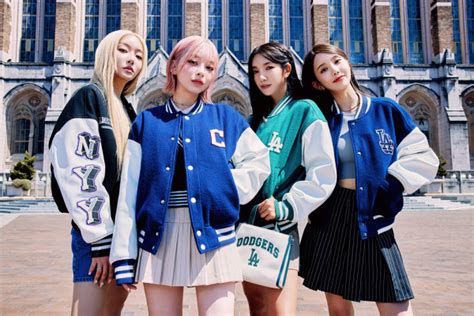 ‘we Are Besties Mlb 23fw 바시티 컬렉션 화보 공개 뉴스플릭스 Newsflix