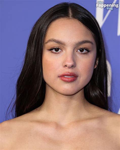 Olivia Rodrigo Shows Off Her Figure At The 2023 Billboard Women In