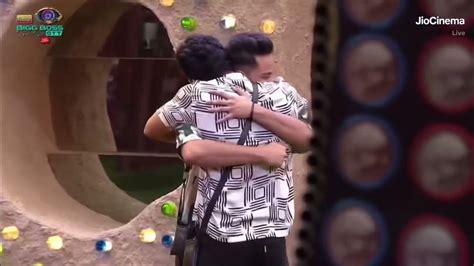 Elvish Yadav And Fukra Insaan In Bigg Boss Ll Elvish Yadav Roast Bigg
