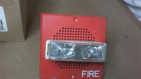 Siemens Set Mc R 500 636051 Red Wall Mount Fire Alarm Speaker Strobe