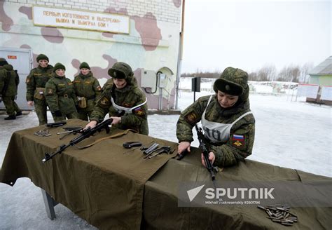 Makeup Under Camouflage Contest For Female Troops In Pereslavl