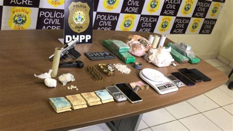 Dois Suspeitos De Matar Mulher Com Tiro Na Cabeça São Presos Em Bairro