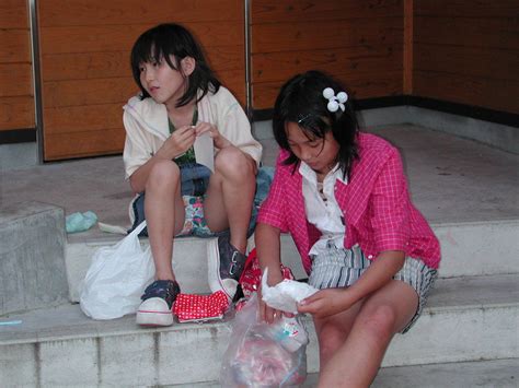 Js Jcしゃがみパンチラ投稿画像 枚 中学女子裸小学生少女 歳peeping Japan Net Imagesize X