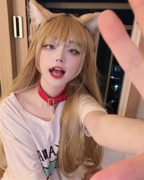 I Am Young22 On Instagram 🙀🙀 Kinako Mycatiskawaiigirl Cosplay In