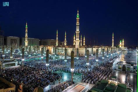 إقامة صلاة القيام في أول ليلة من العشر الأواخر لشهر رمضان بالمسجد