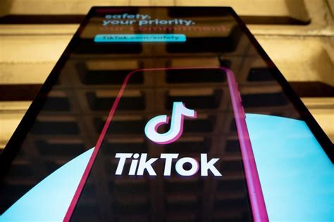 Montana Judge Says Tiktok Ban Likely Violates First Amendment Wsj