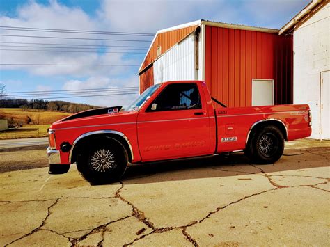 Jeremys 1989 Chevrolet S10 Holley My Garage