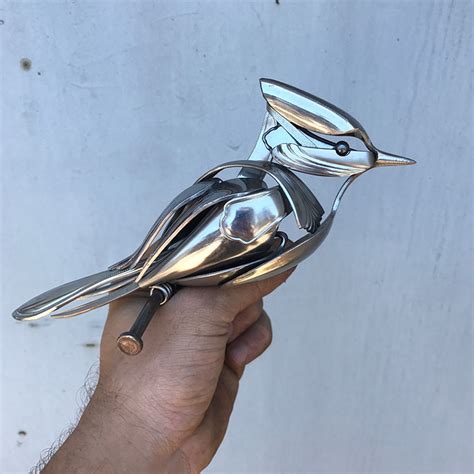 Artist Turns Unwanted Scrap Metal Into Magnificent Bird Sculptures