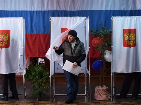 Russians With No Real Alternatives Give Putin 6 More Years In Power