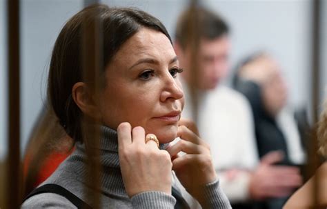 С кем сидит Блиновская какие у нее элитные сокамерницы условия содержания
