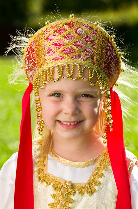 Russian Traditional Brocade Kokoshnik Folk Russian Clothing Store