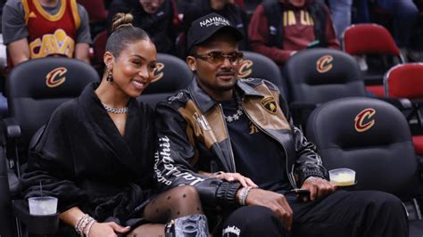 Deshaun Watson Girlfriend Jilly Anais Pose In Steamy Vacation Photo