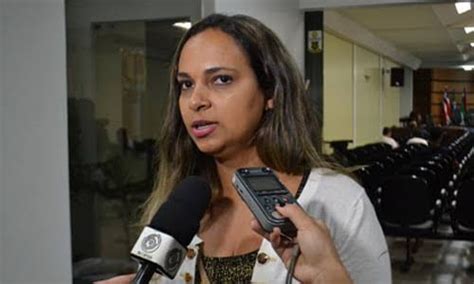 Vítimas Que Denunciaram Ginecologista Por Assédio Sexual Vão à Polícia