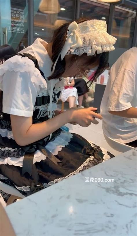 【画像あり】彼氏に中出しされた後 外に出た女の子、可哀想な事になる… ポッカキット