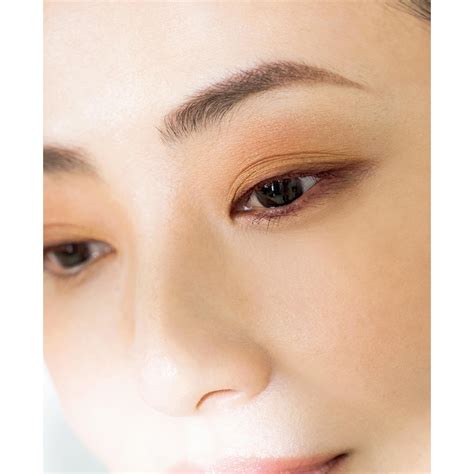大人のための、アイシャドウ「色選び」印象どう変わる？ Precious Jp（プレシャス）